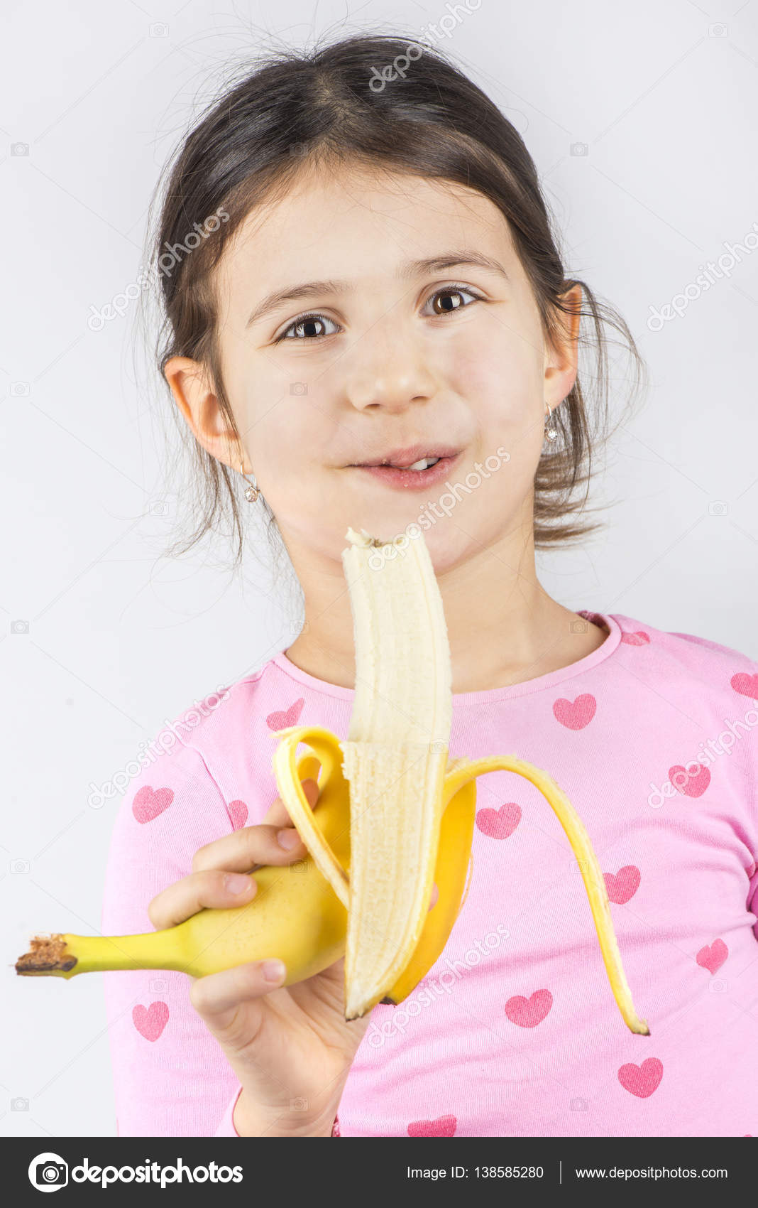 Girls Eating Bannana 8480 Hot Sex Picture