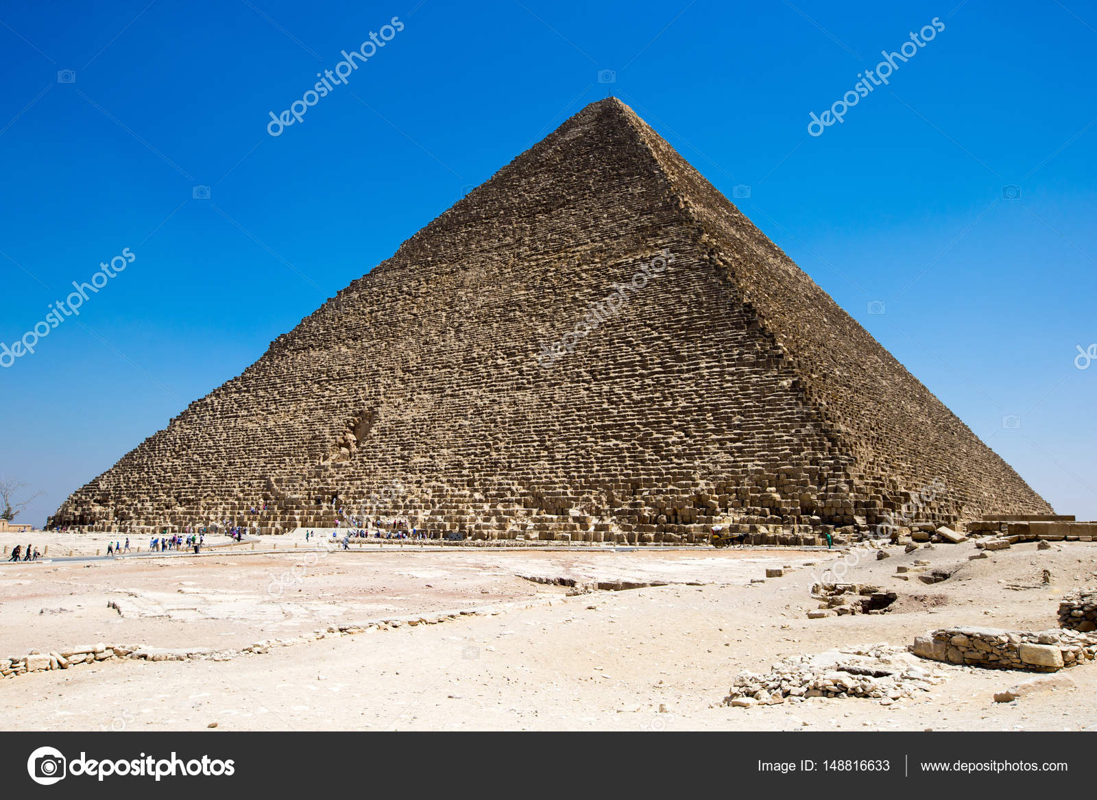 Pyramid with a beautiful sky Stock Photo by ©Pakhnyushchyy 148816633