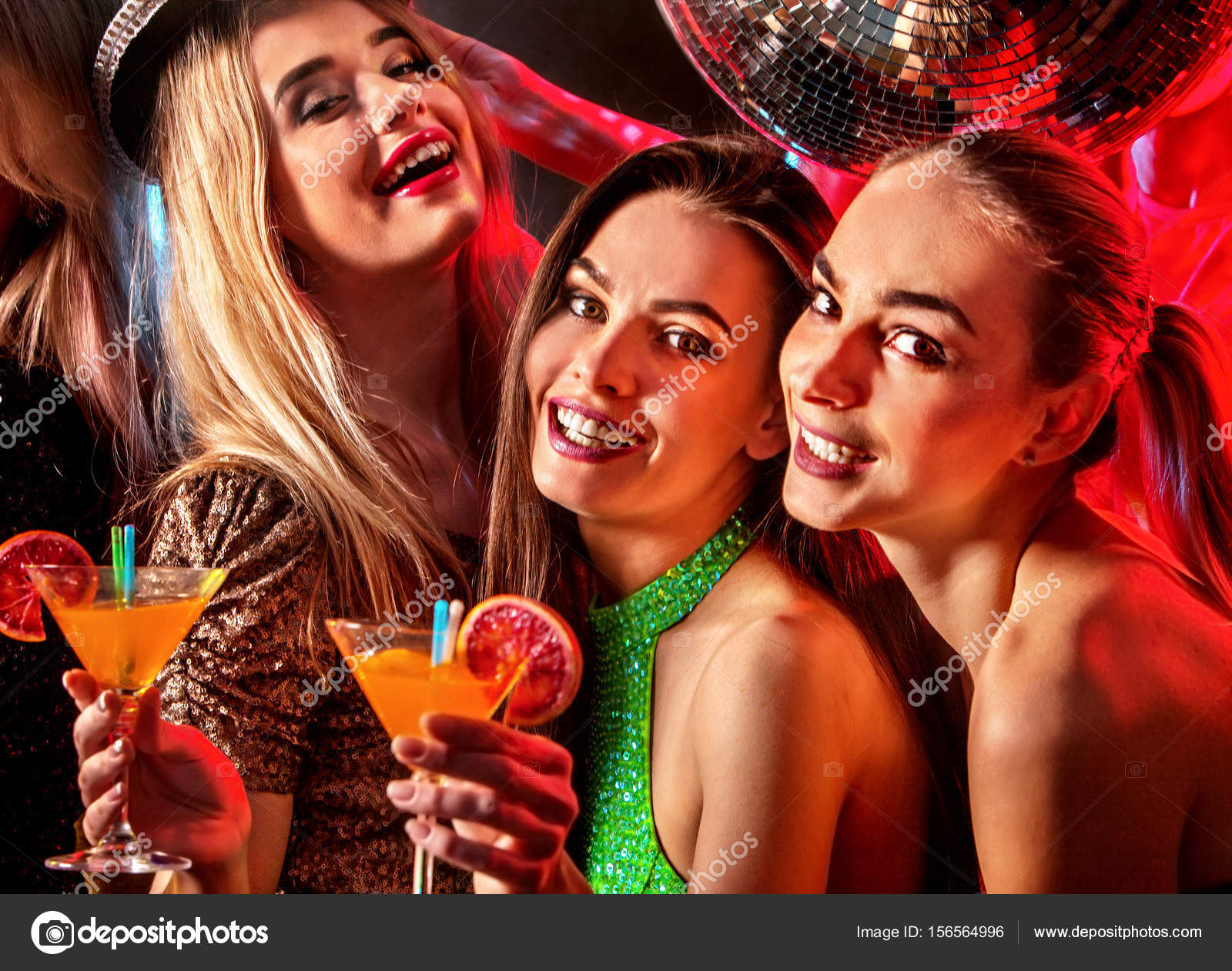 People Dancing In A Club Background