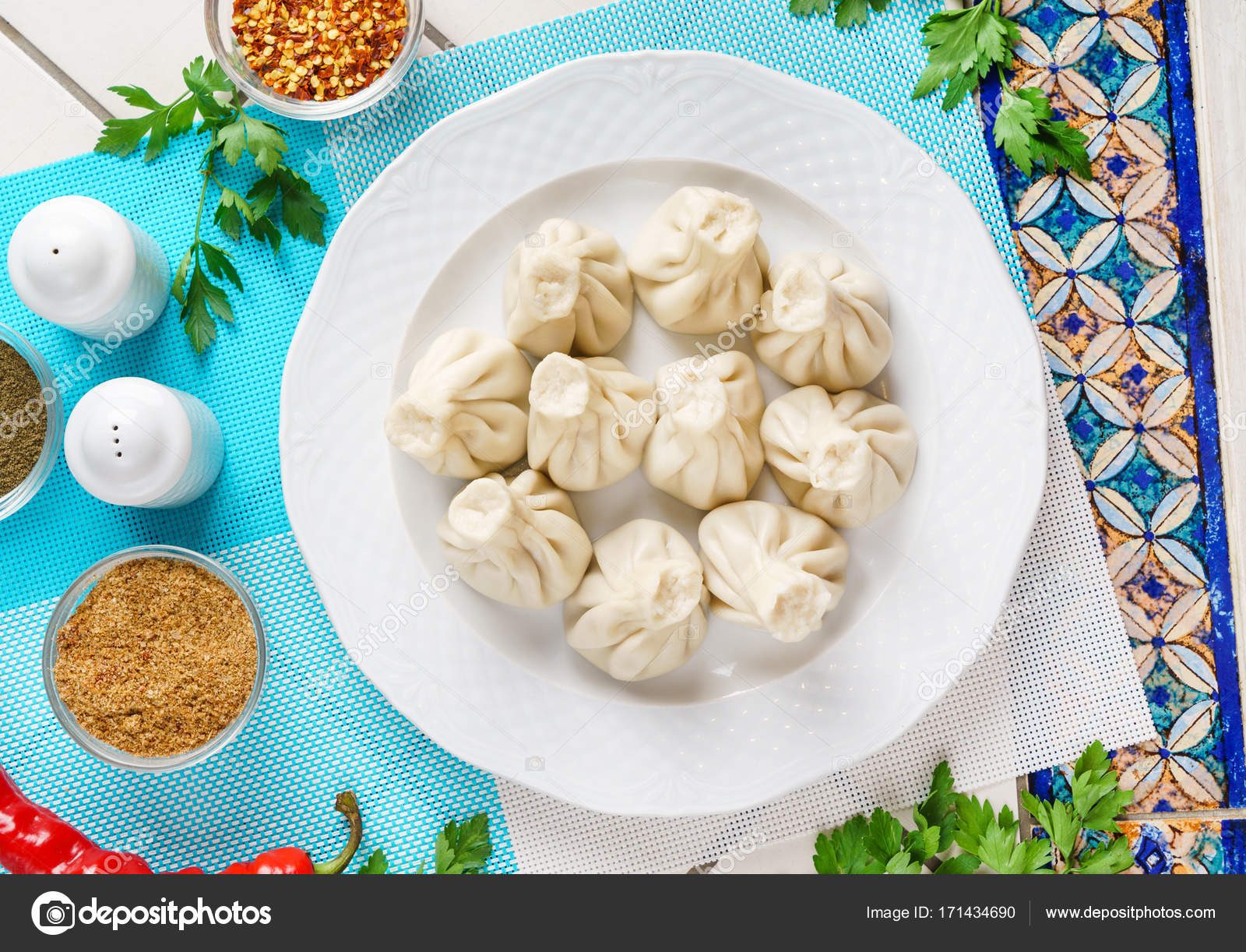Georgian dumplings Khinkali with meat ⬇ Stock Photo, Image by © Shebeko ...