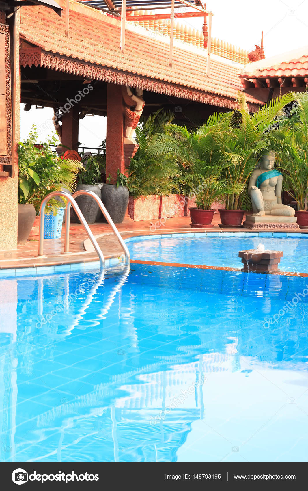 Nice Empty Water Pool — Stock Photo © kvkirillov #148793195