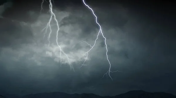 Dramatic thunder background Stock Photo by ©SergeyNivens 193684794