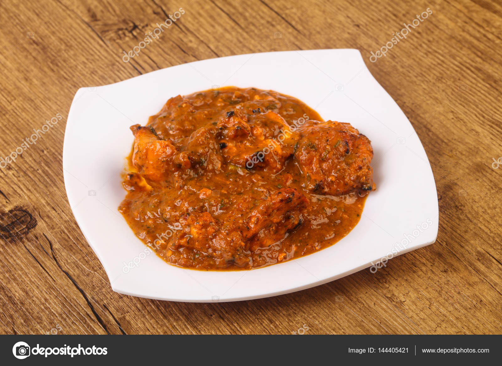 Masala pollo con especias — Foto de stock #144405421 © AndreySt