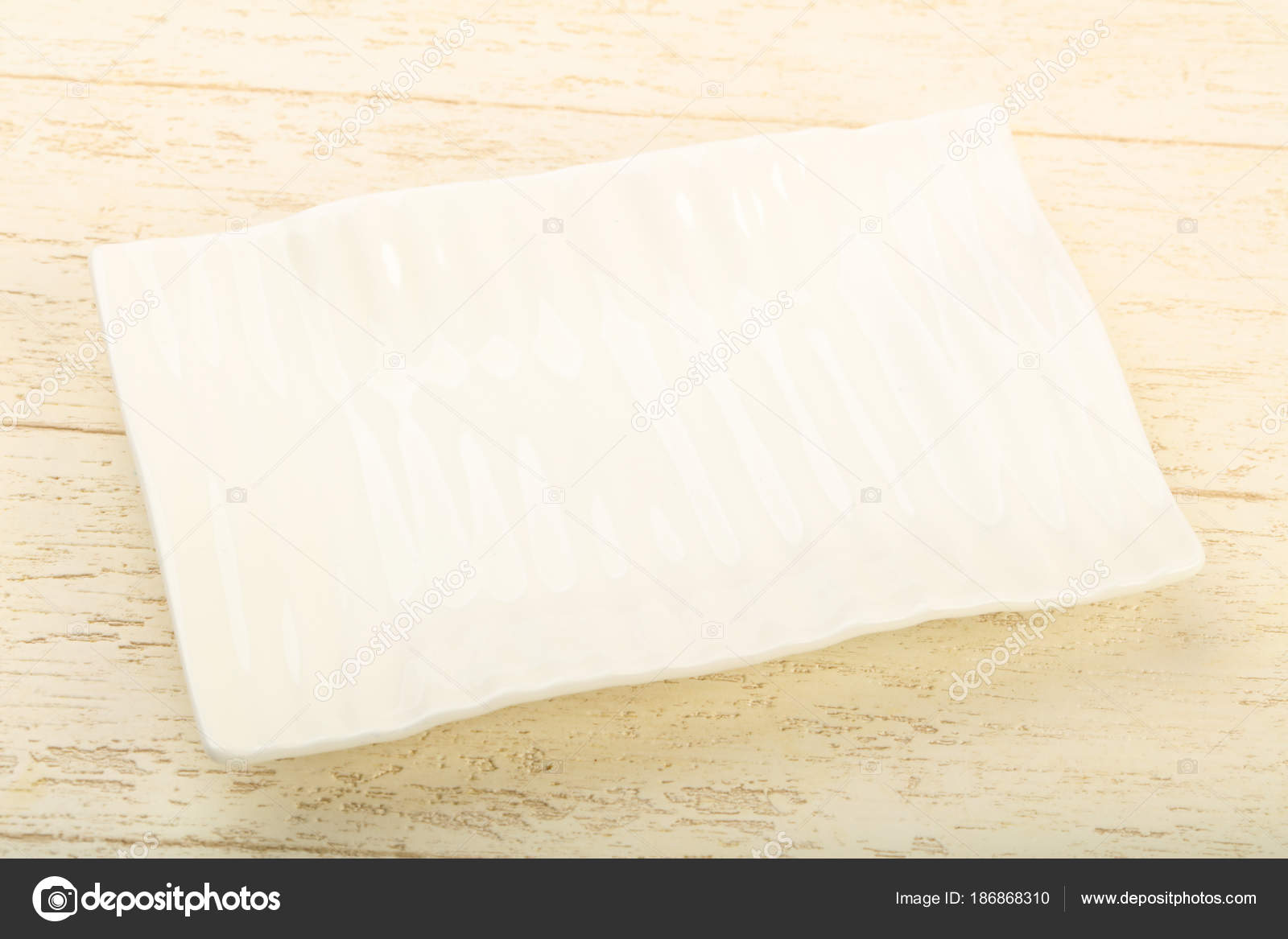 Empty Plate Home Restorant Wooden Background — Stock Photo © AndreySt ...