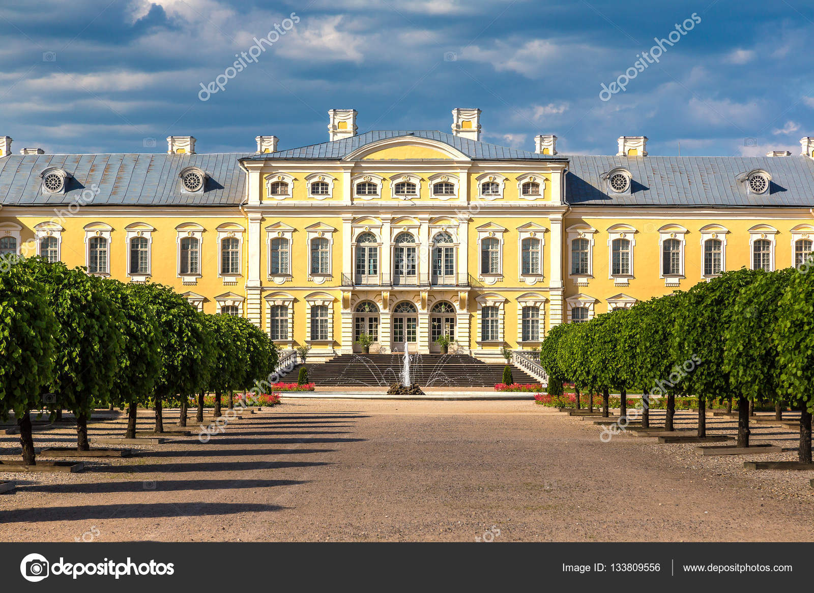 Rundale Palace in beautiful day — Stock Photo © bloodua #133809556