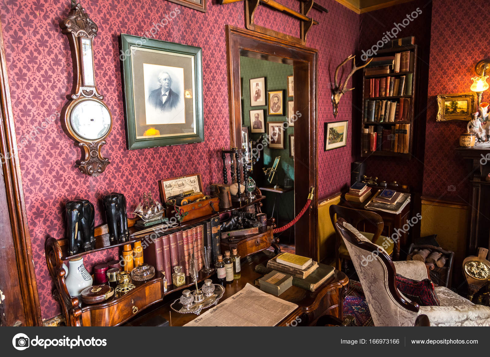 Sherlock Holmes Museum in London – Stock Editorial Photo © bloodua ...