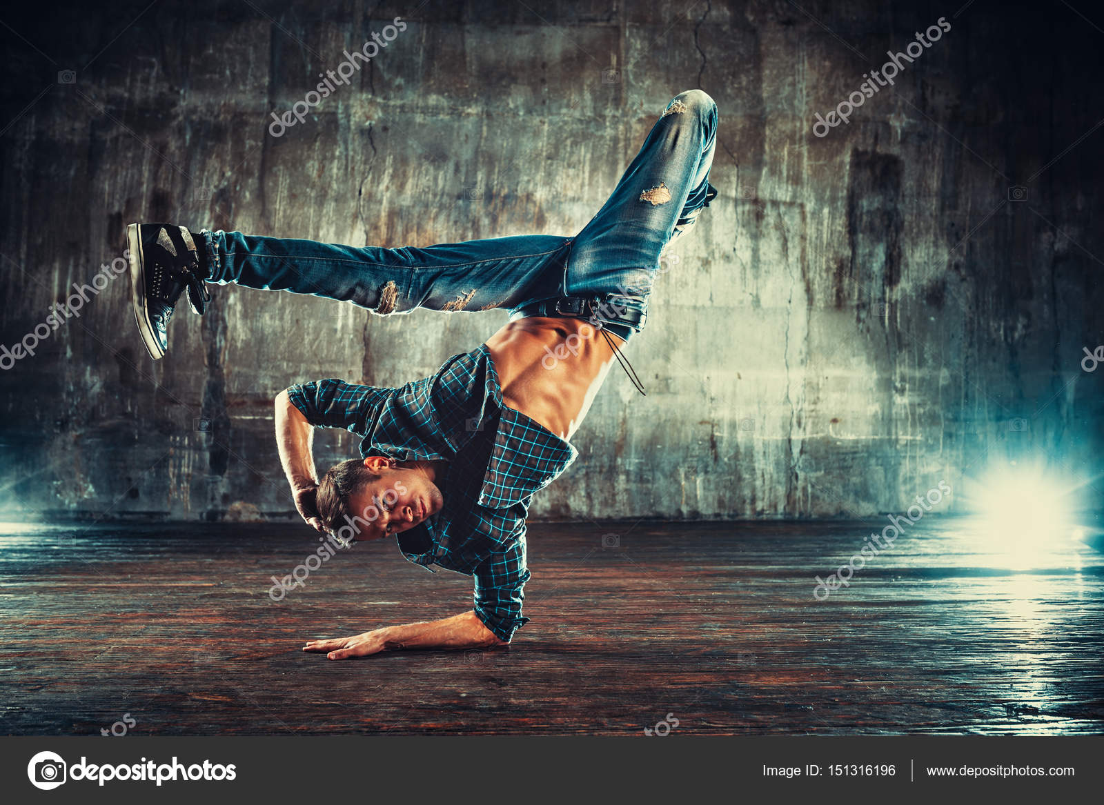 Breakdancing Wallpaper