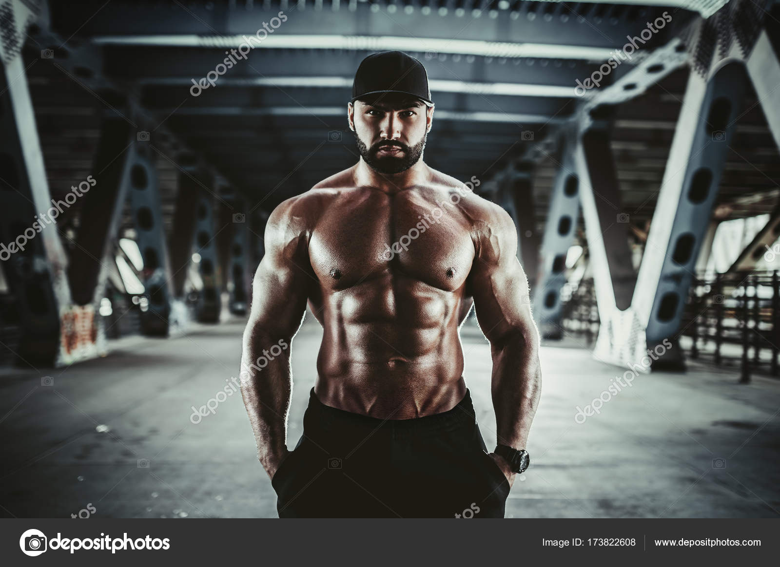 Strong man bodybuilder — Stock Photo © chaoss #173822608