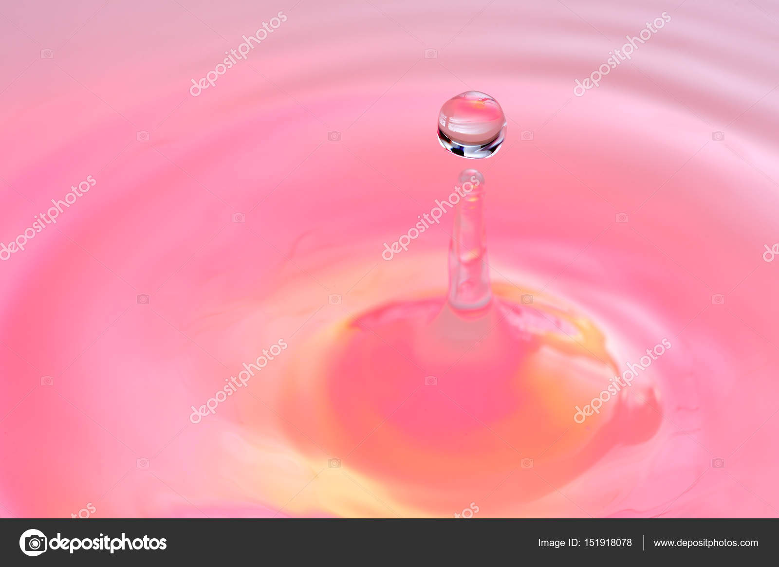 Pink Water Splash Stock Photo by ©Digifuture 151918078