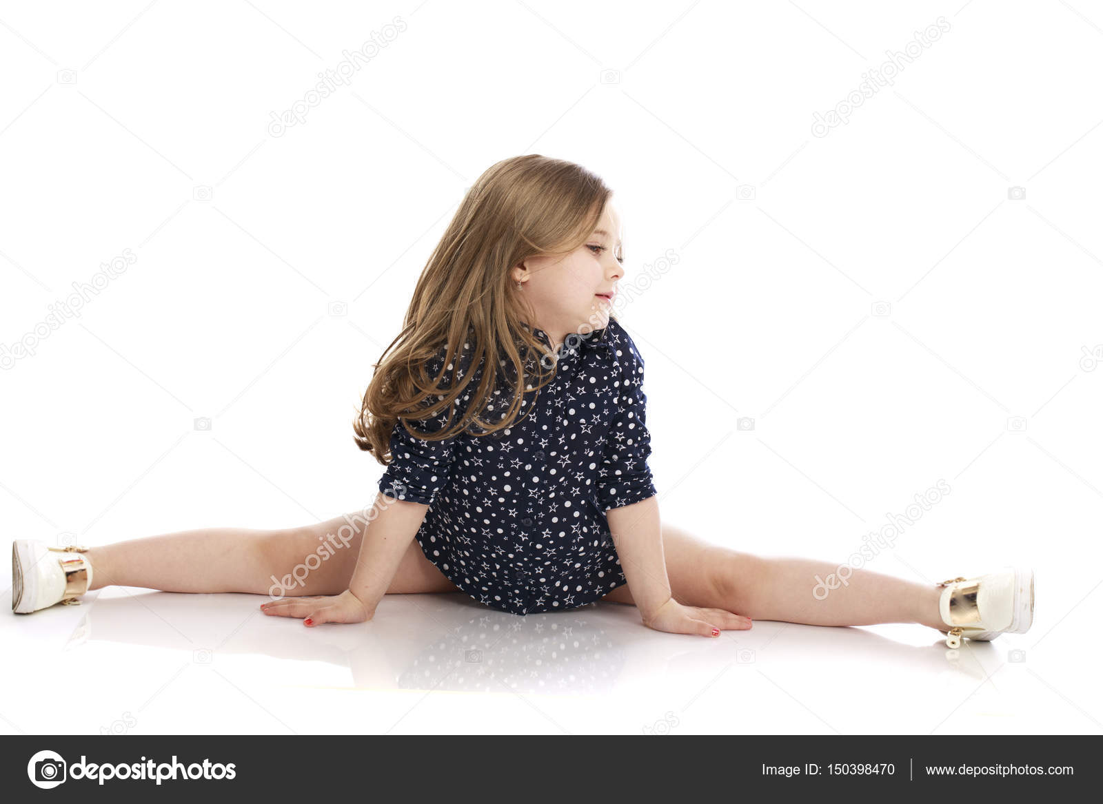 Beautiful blonde little girl — Stock Photo © arkusha #150398470