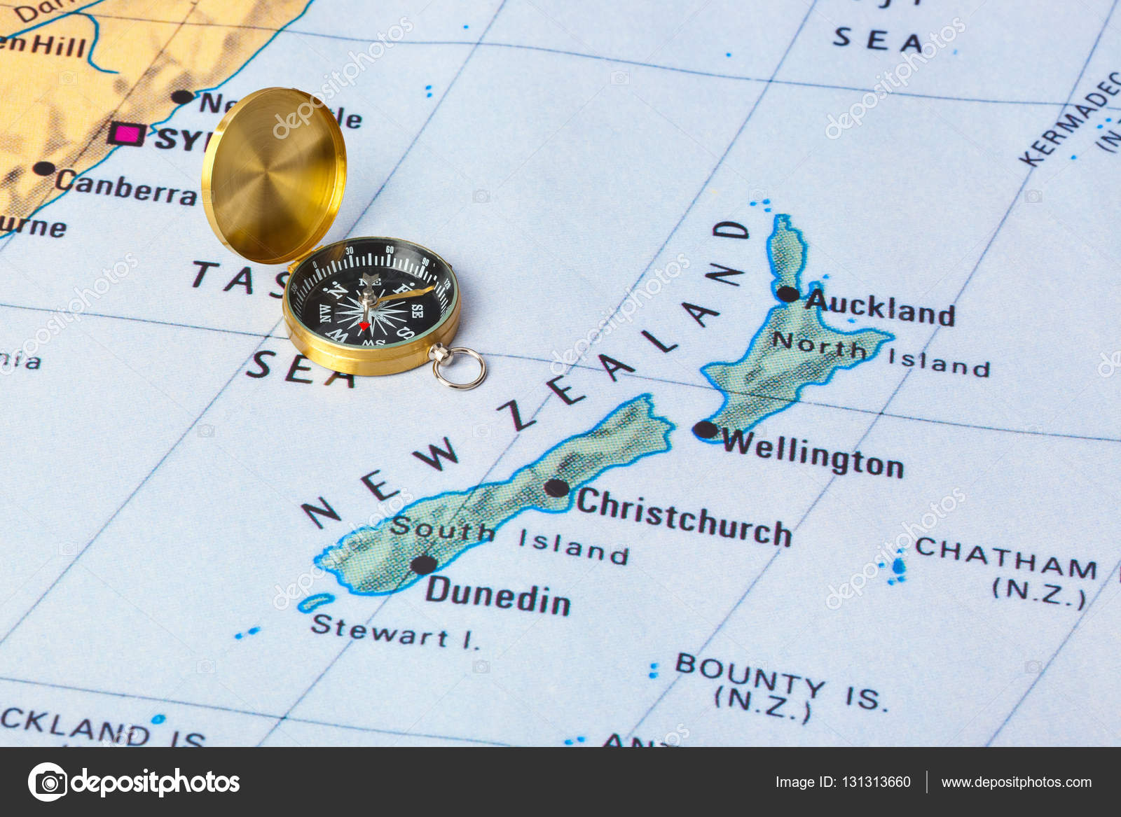 New Zeland map and compass Stock Photo by ©Violin 131313660