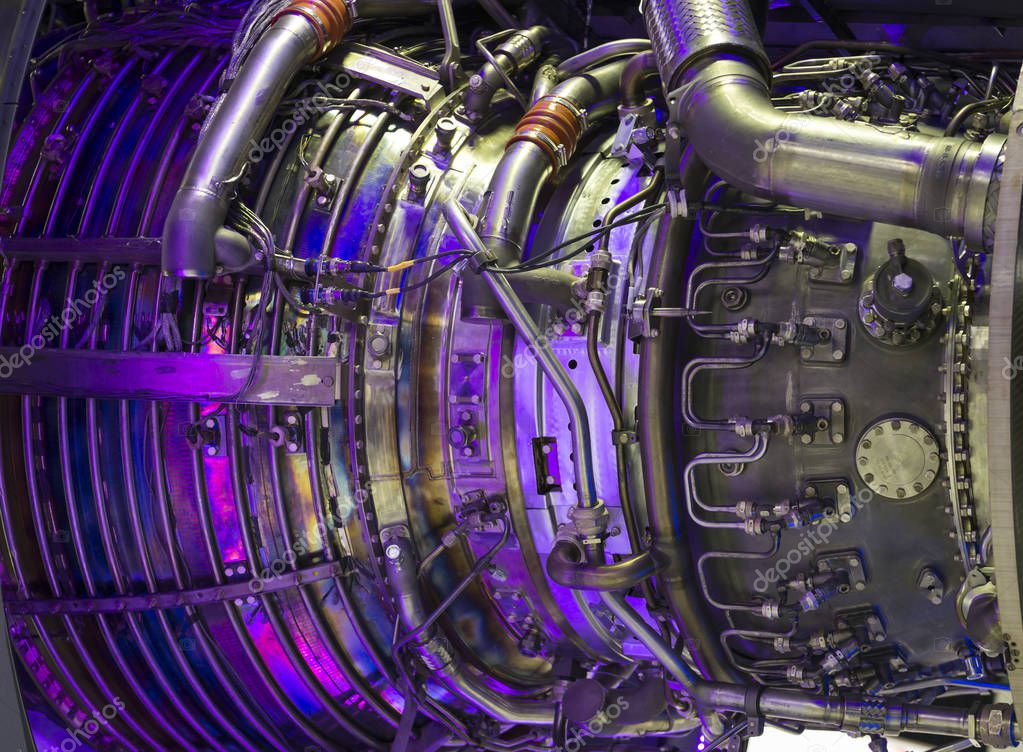 primer plano del mecanismo del motor de turbina plana 2024