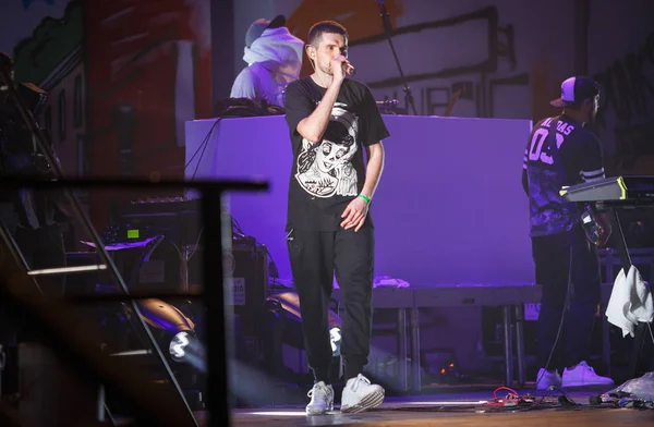 Singer microphone Stock Photos, Royalty Free Singer microphone Images ...