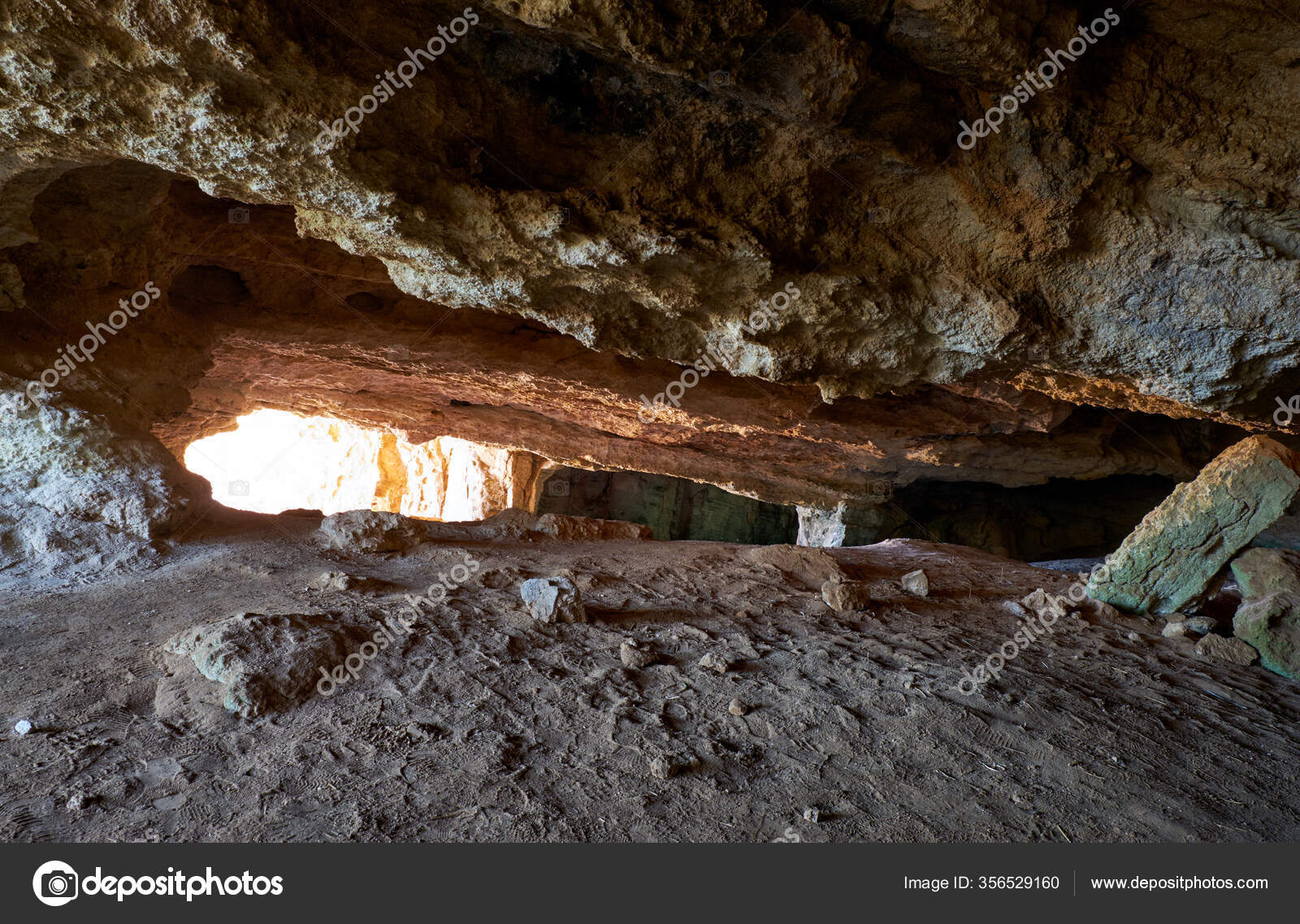 Cyclops Cave