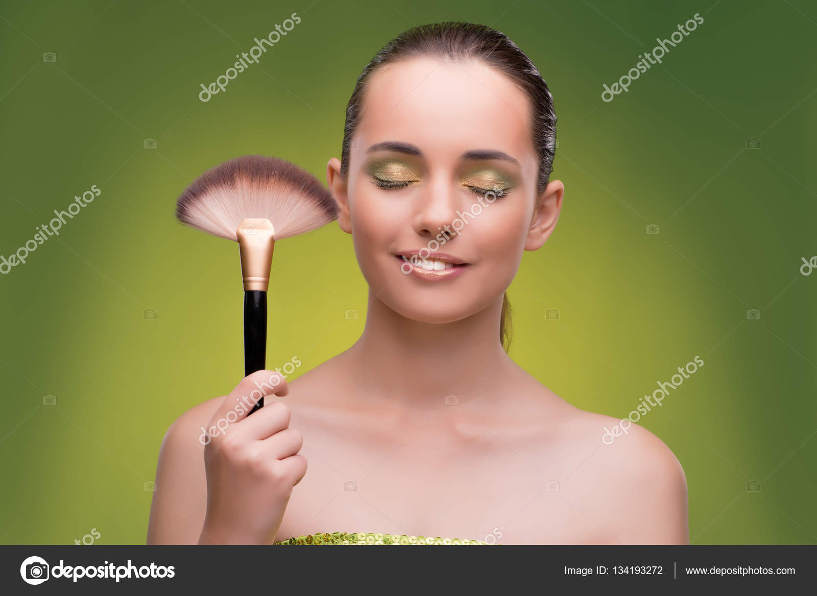 Beautiful woman applying make-up in beauty concept — Stock Photo ...