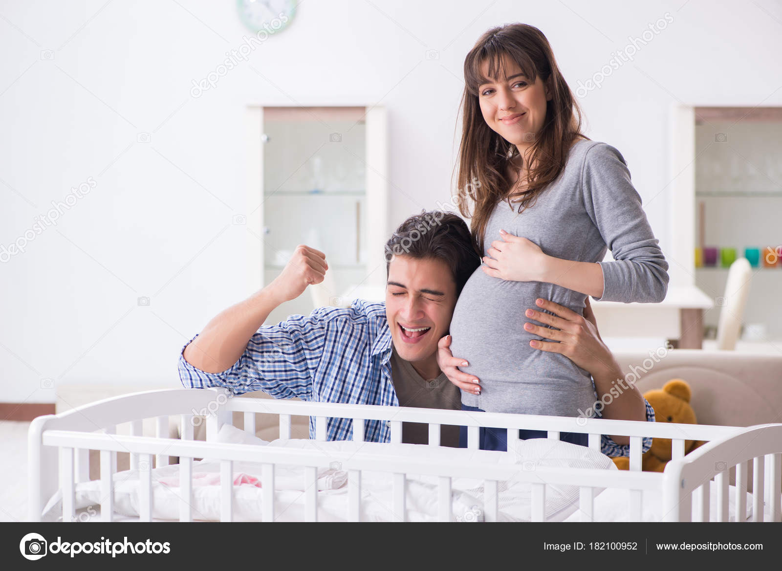Young parents expecting their first baby — Stock Photo © Elnur_ #182100952