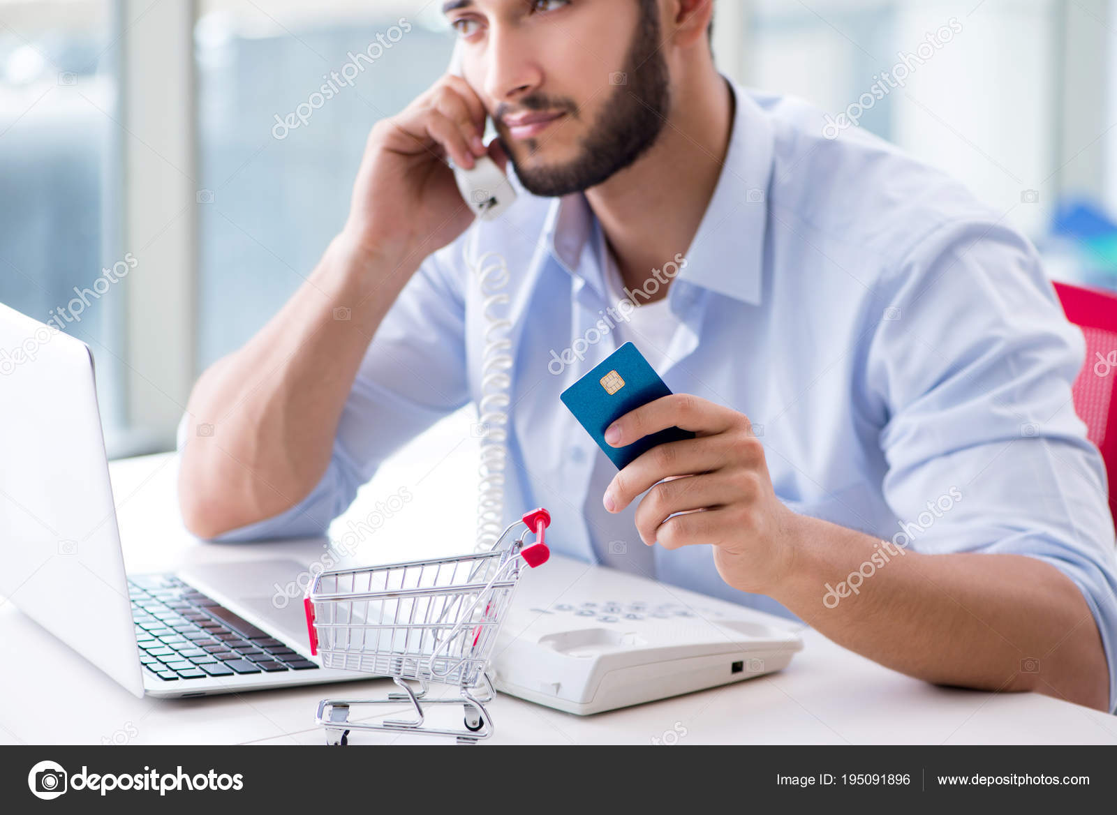 Paying for online purchase with credit at POS — Stock Photo © Elnur ...