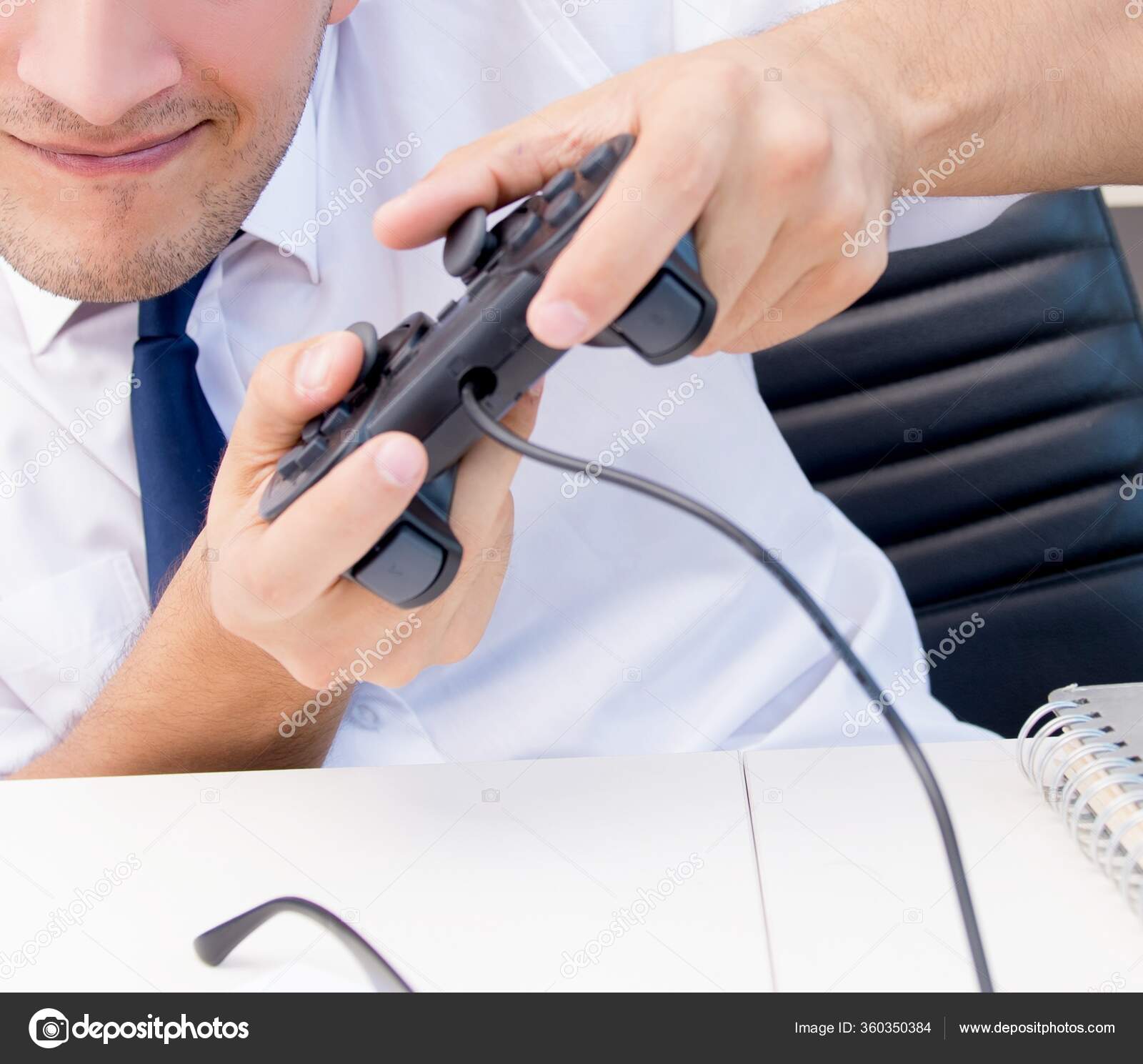 Employee playing computer games in the office — Stock Photo © Elnur ...