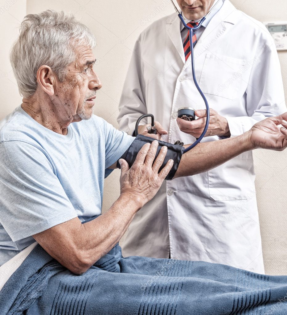 Patient undergoing scan test in hospital room Stock Photo by ©jovannig ...