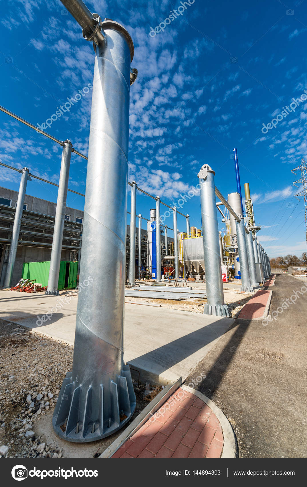 Metal columns in industrial construction plant — Stock Photo © jovannig ...