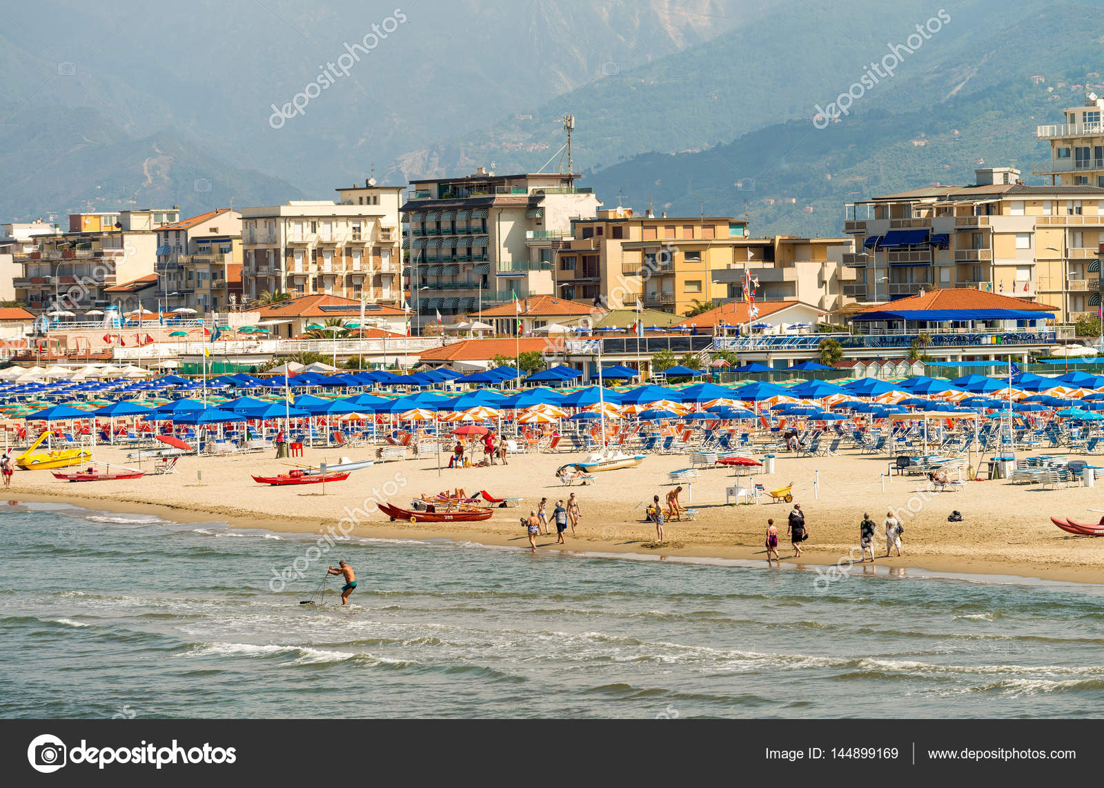Famous beach at Viareggio – Stock Editorial Photo © jovannig #144899169