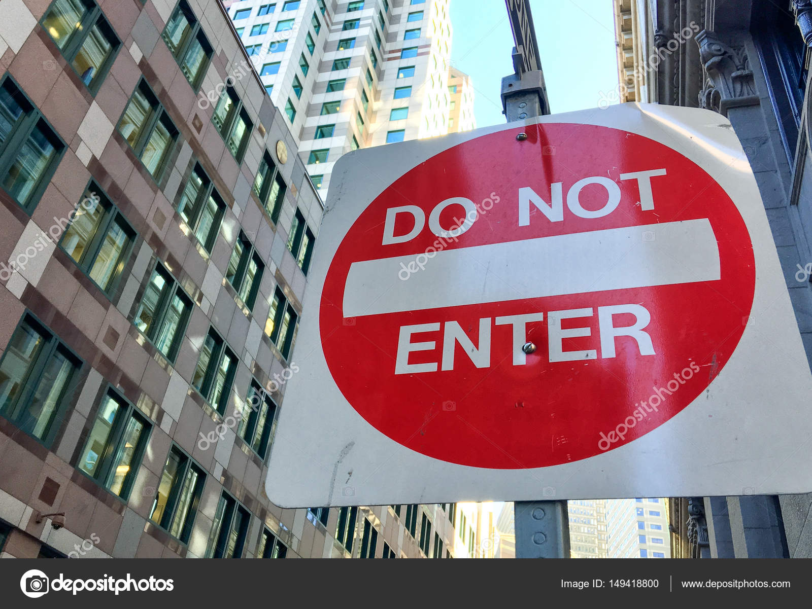 Do not enter sign against tall buildings — Stock Photo © jovannig ...