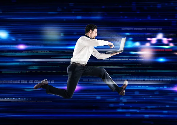 Laptop run ภาพถ่ายสต็อก Laptop run รูปภาพปลอดค่าลิขสิทธิ์ | Depositphotos