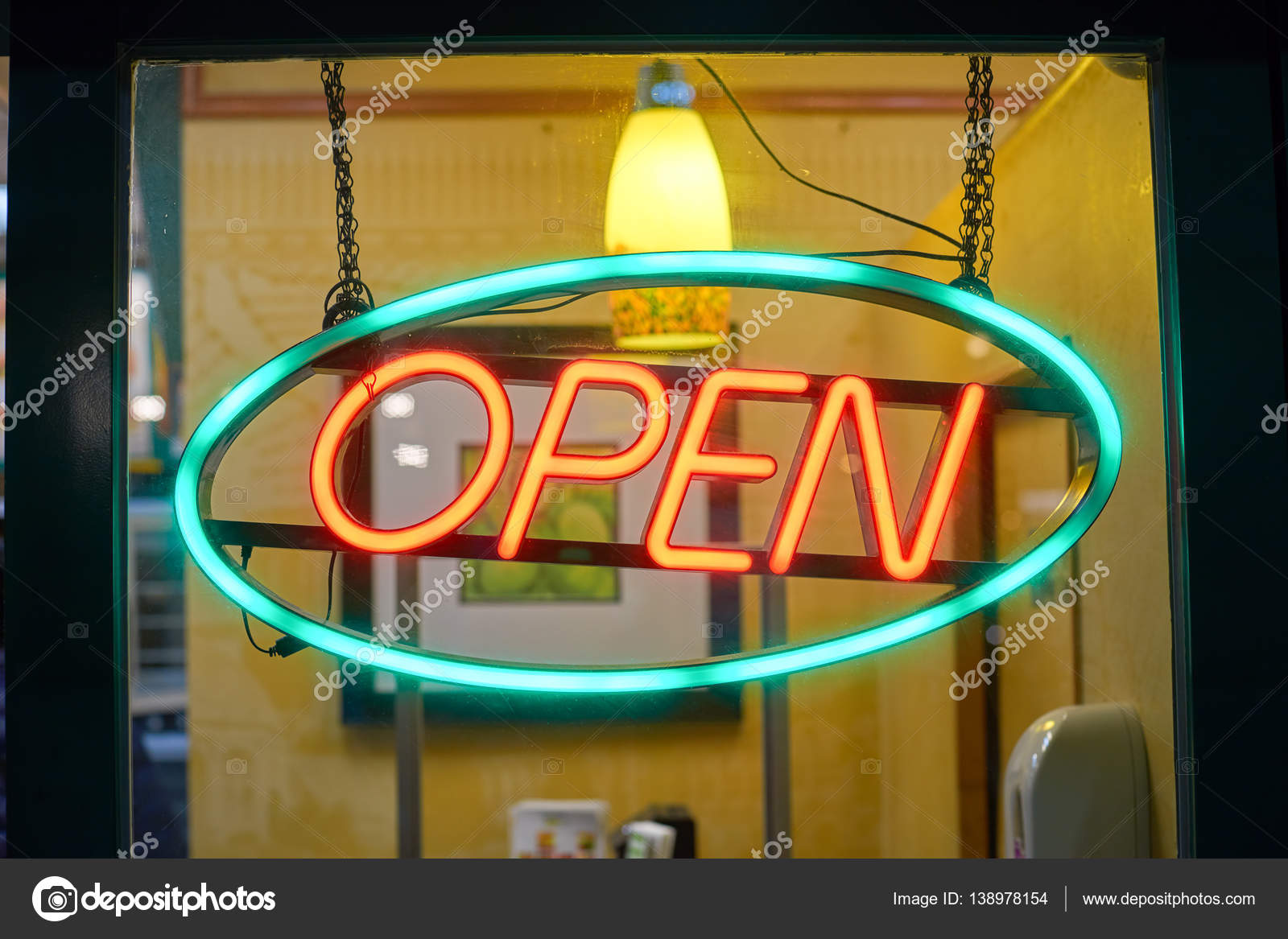 Open sign at Subway fast food – Stock Editorial Photo © teamtime #138978154