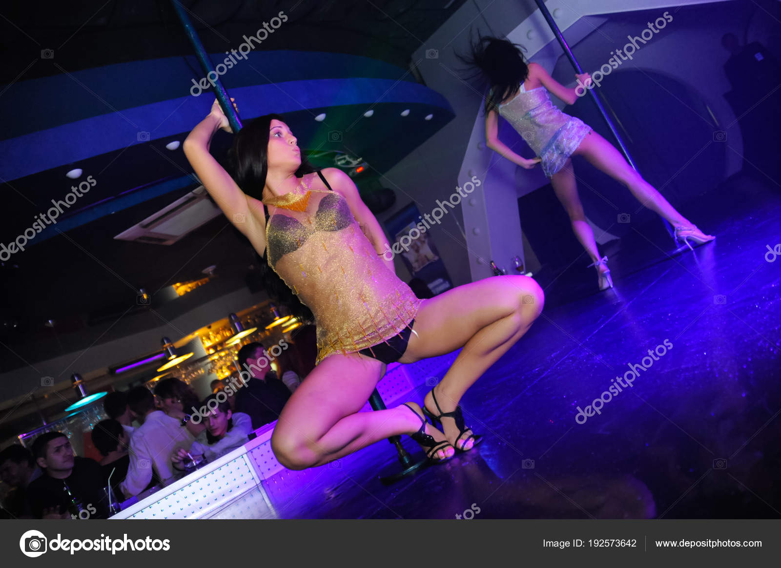 Russia Syktyvkar December 2008 Pole Dancers 9000 Metrov Night Club — Stock Editorial Photo ...