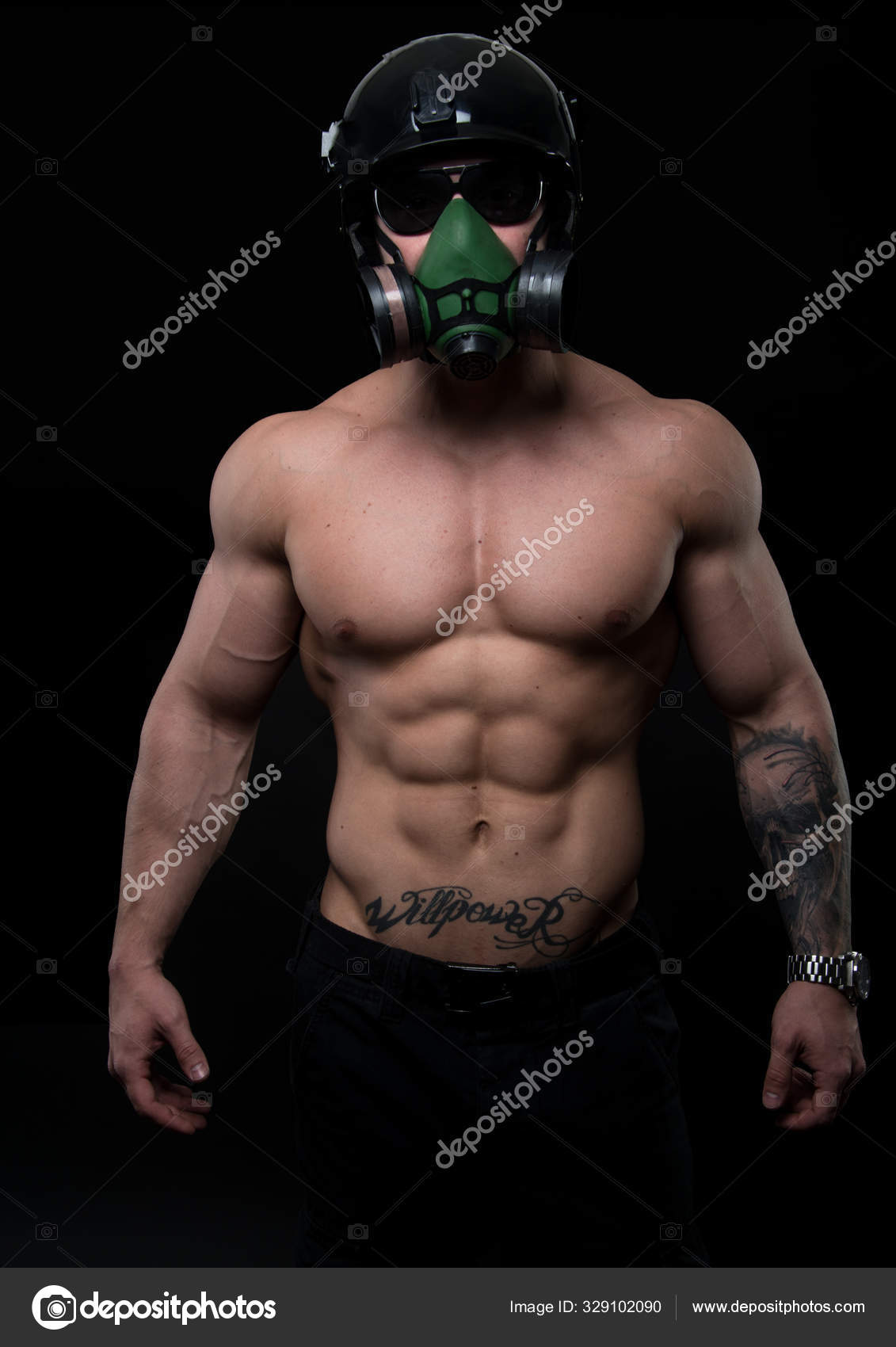 Bodybuilder in halmet Stock Photo by ©vishstudio 329102090