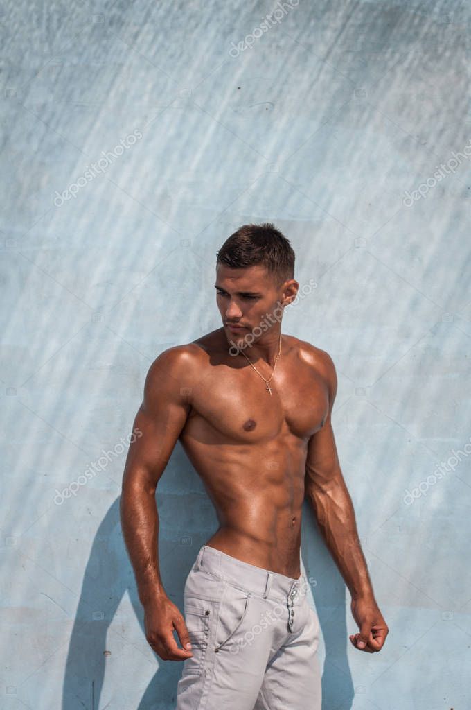 Modello Caftano Maschile