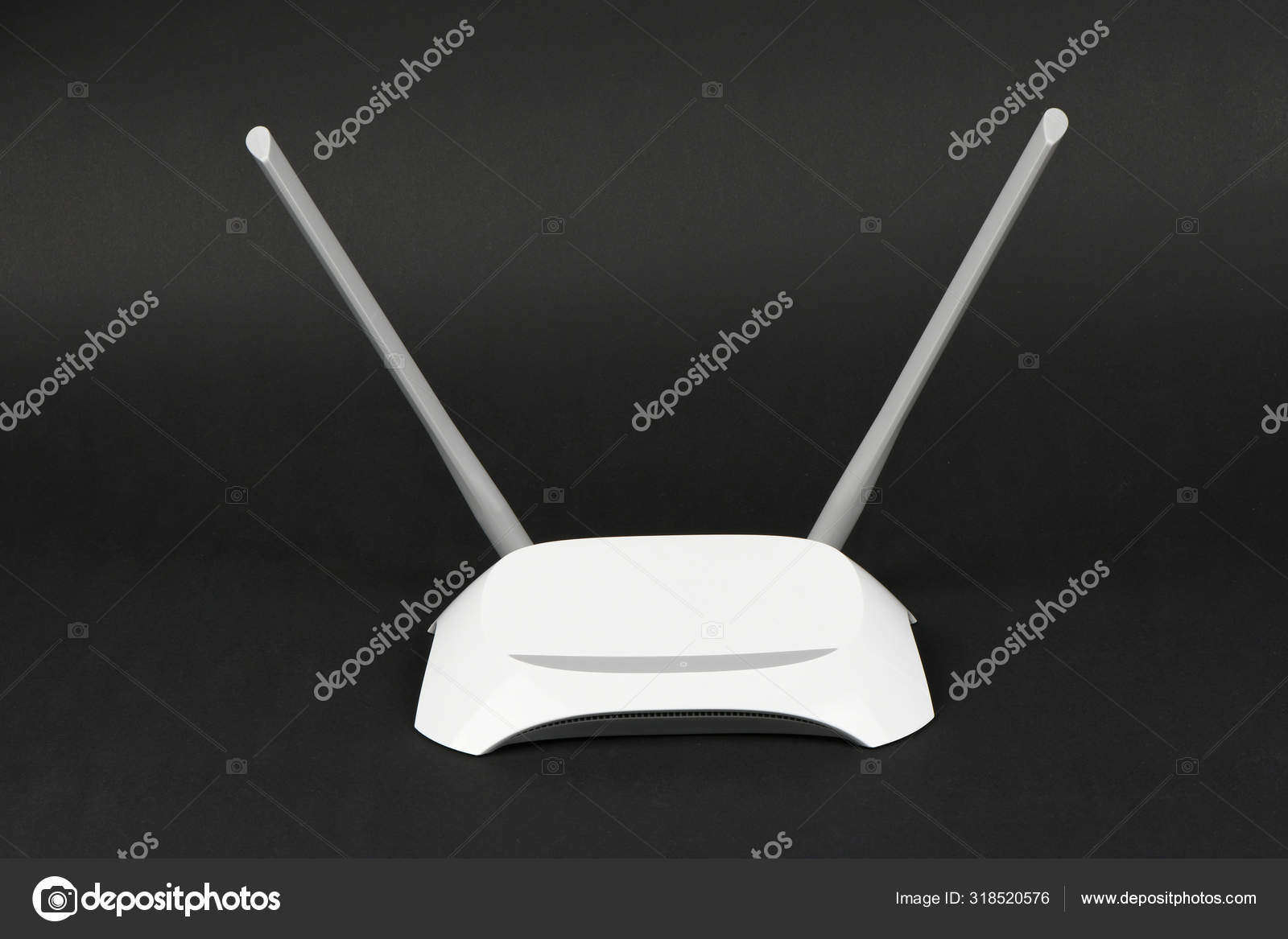 White WI-FI router with two antennas (Clipping path) — Stock Photo ...