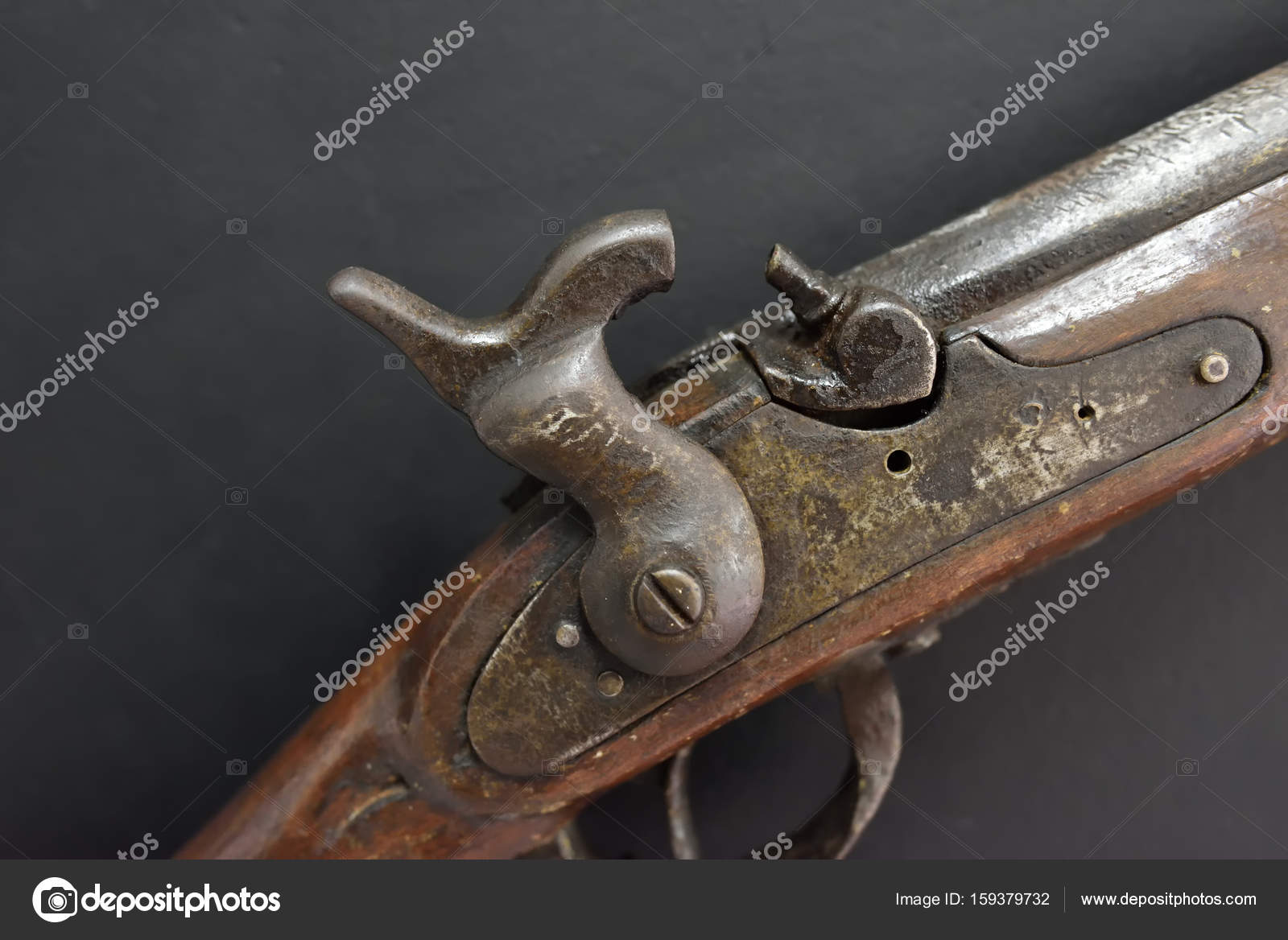 The old-fashioned flintlock Stock Photo by ©znm666 159379732