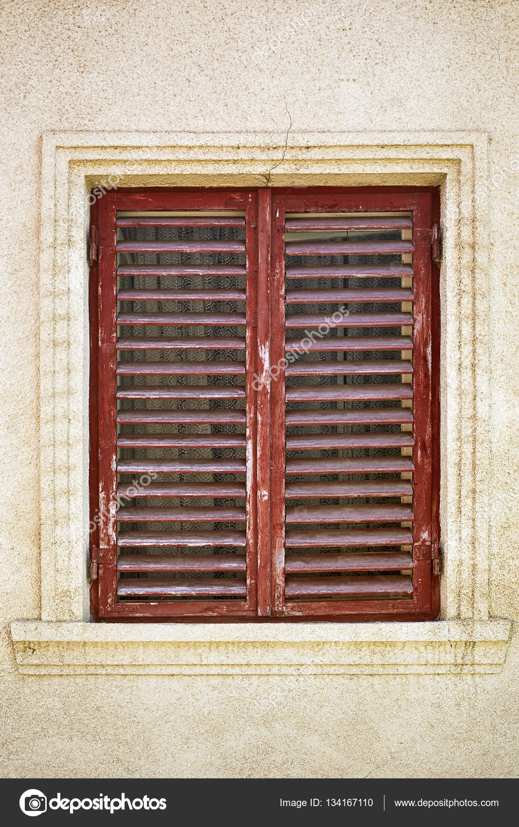 Window Closed with Shutters — Stock Photo © S_Razvodovskij #134167110