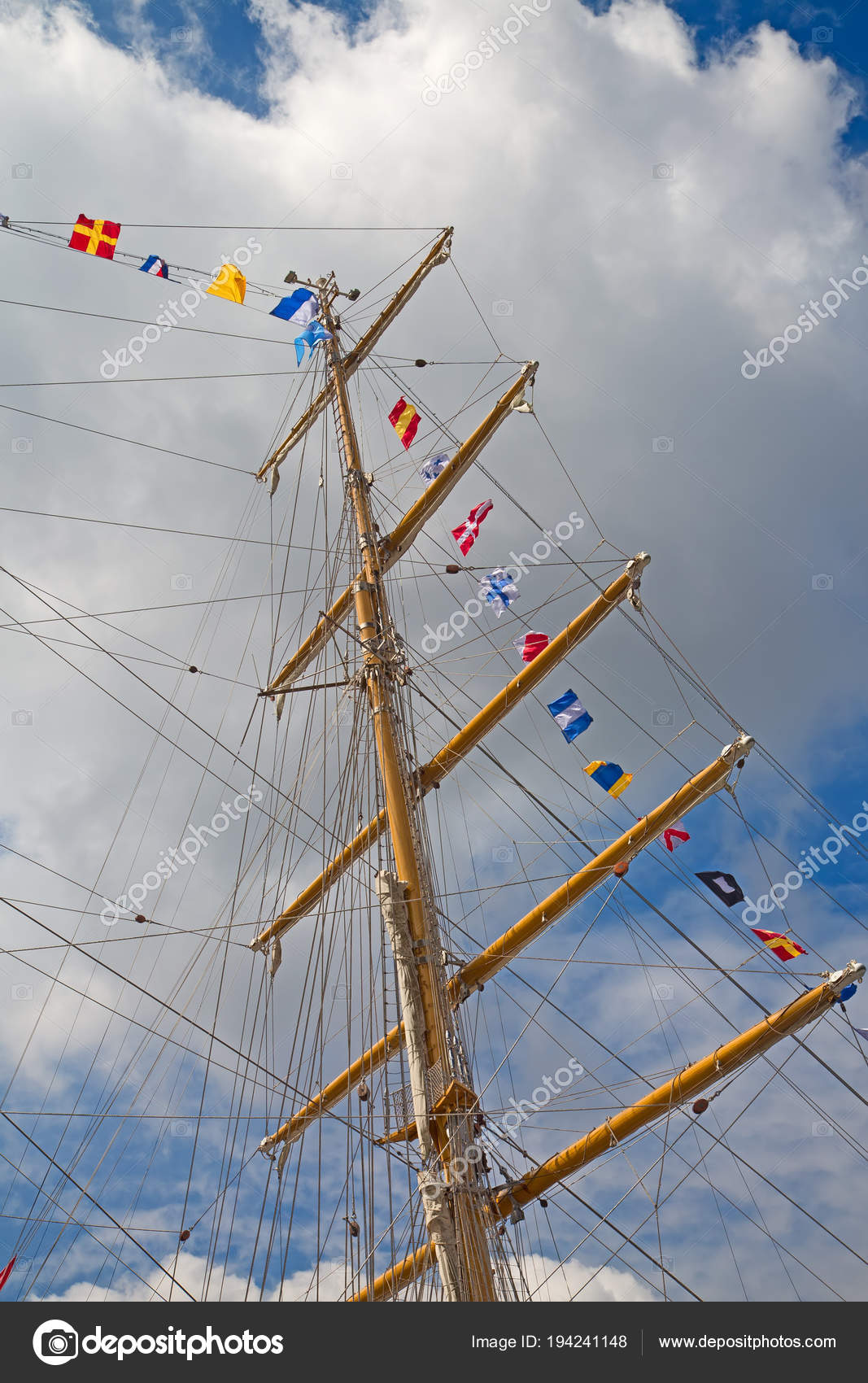 Upwards View Old Ships Masts — Stock Photo © swisshippo #194241148