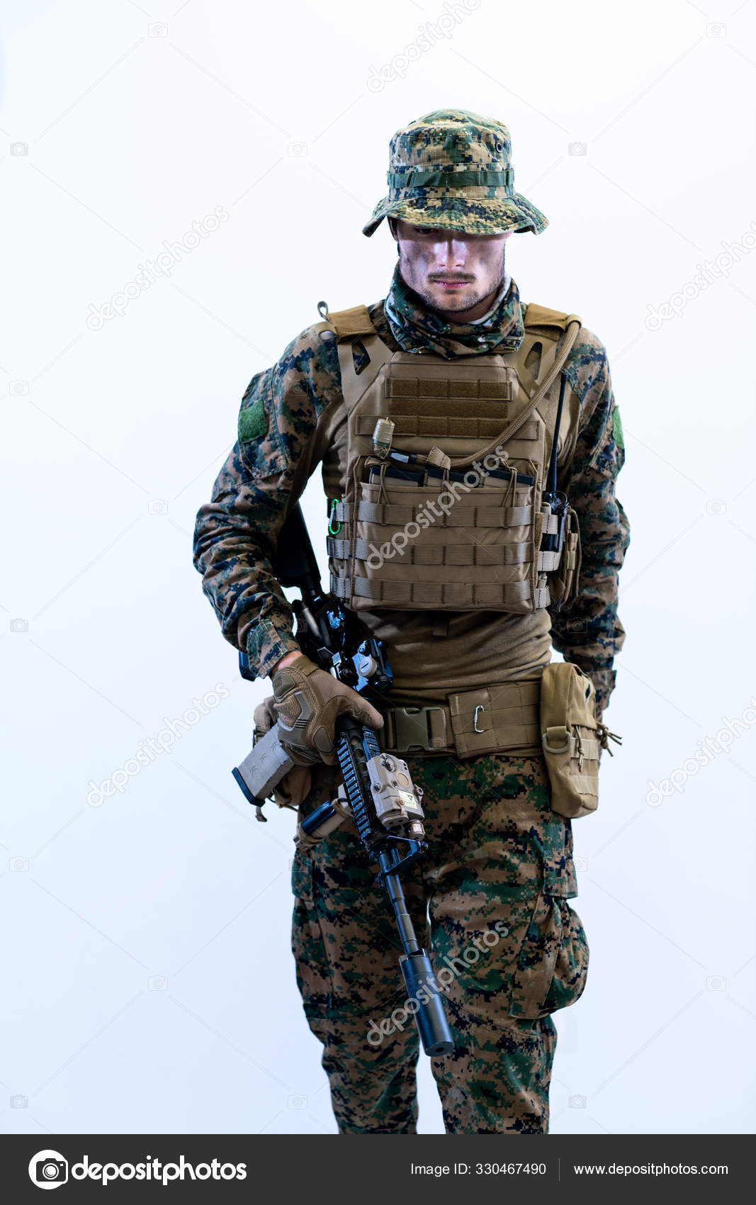 Modern American Soldier Uniform