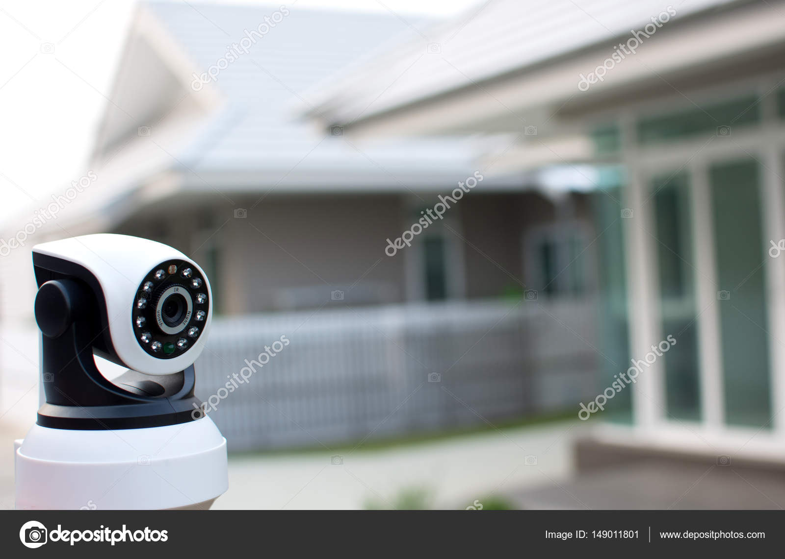 CCTV security camera operating in home. — Stock Photo © thaistockphoto ...