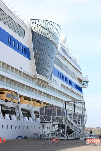 Real life cruise ship Stock Photos, Royalty Free Real life cruise ship ...