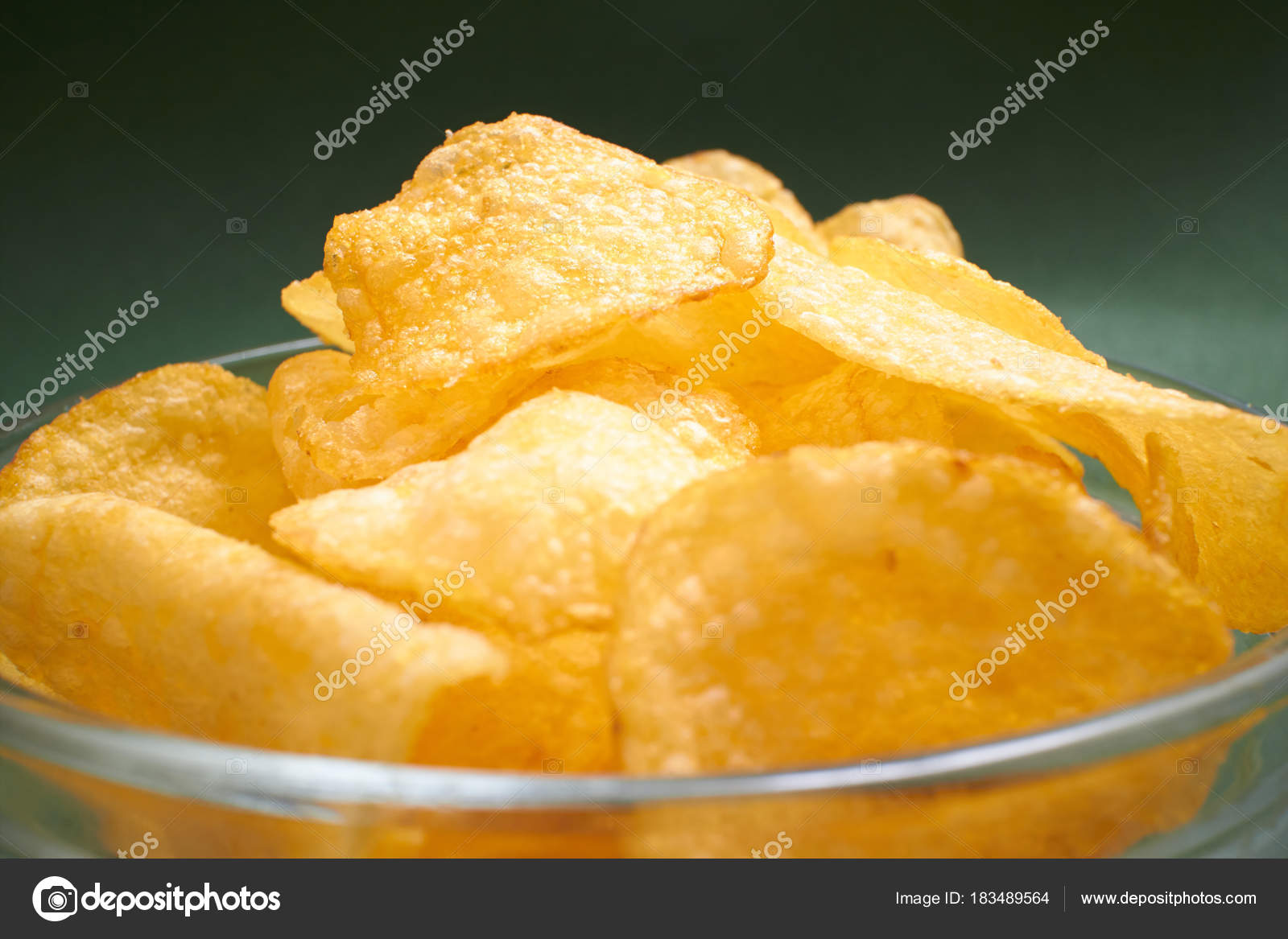 Potato Chips Glass Bowl Close Stock Photo by ©strelok 183489564