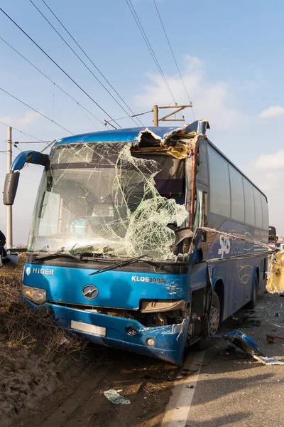 Broken bus Stock Photos, Royalty Free Broken bus Images | Depositphotos