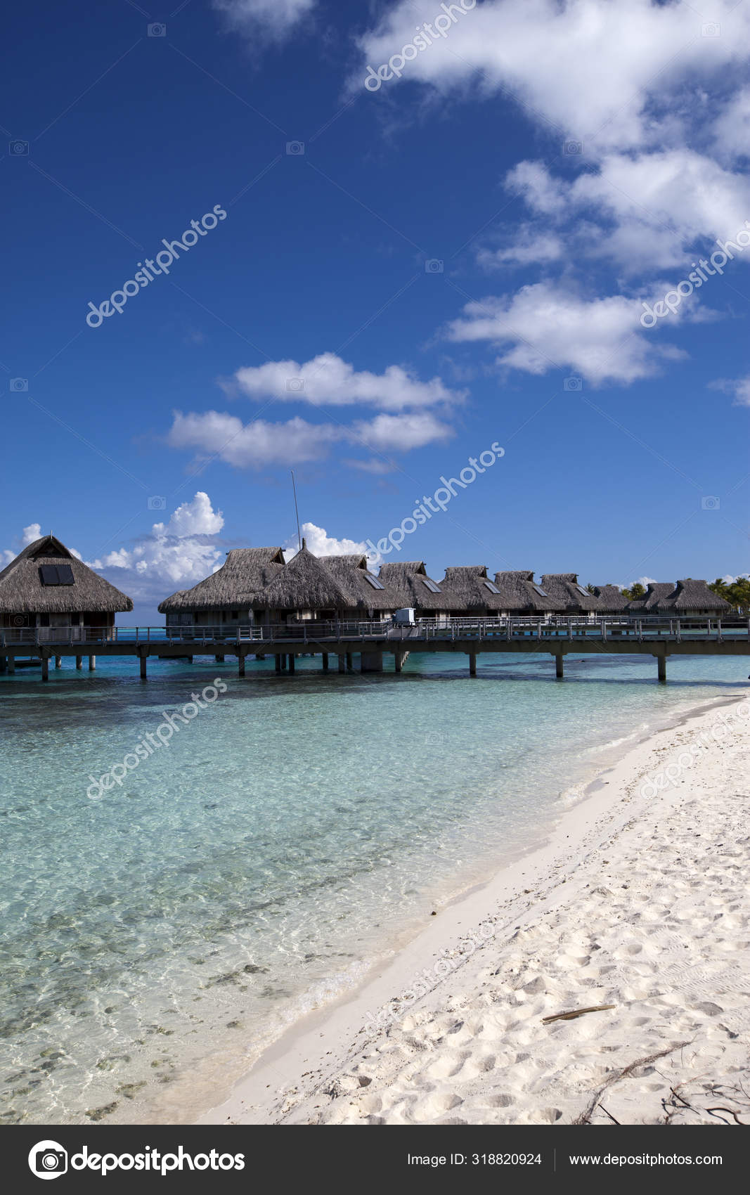 Authentic Traditional Polynesian Houses Thatched Roof Water Blue ...