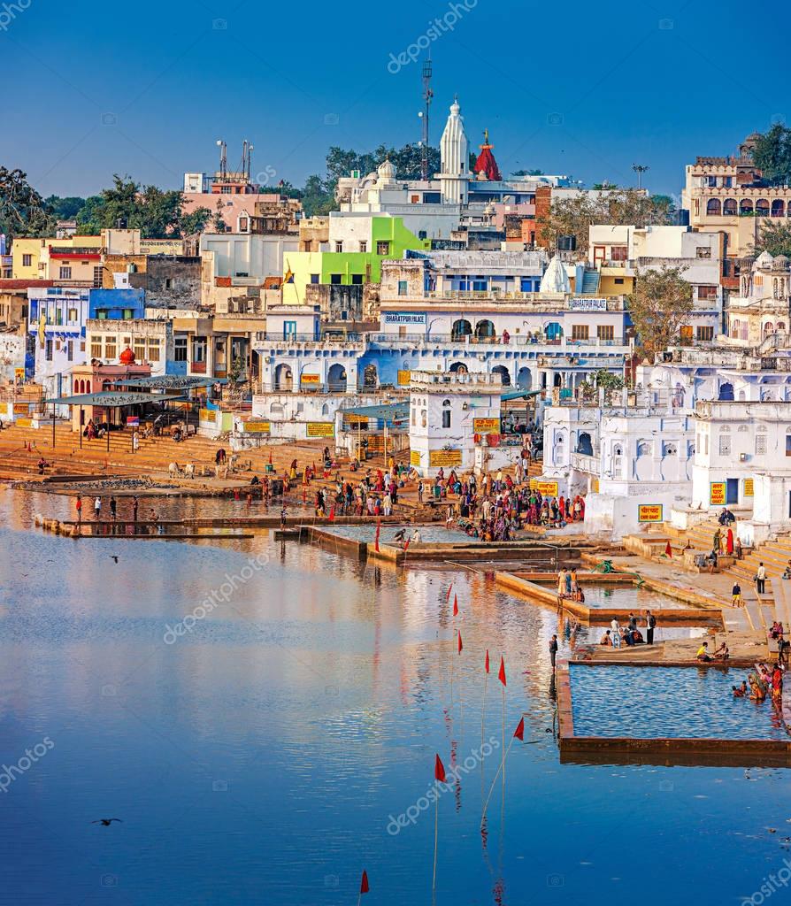 Sacred Pushkar Lake, Rajasthan, India – Stock Editorial Photo © photoff ...