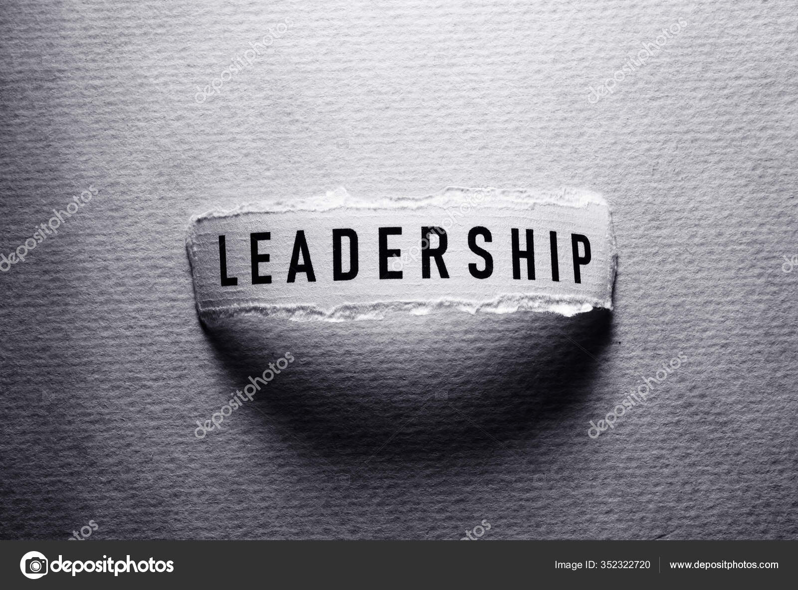 Close Leadership Label Paper Stock Photo by ©janaka 352322720