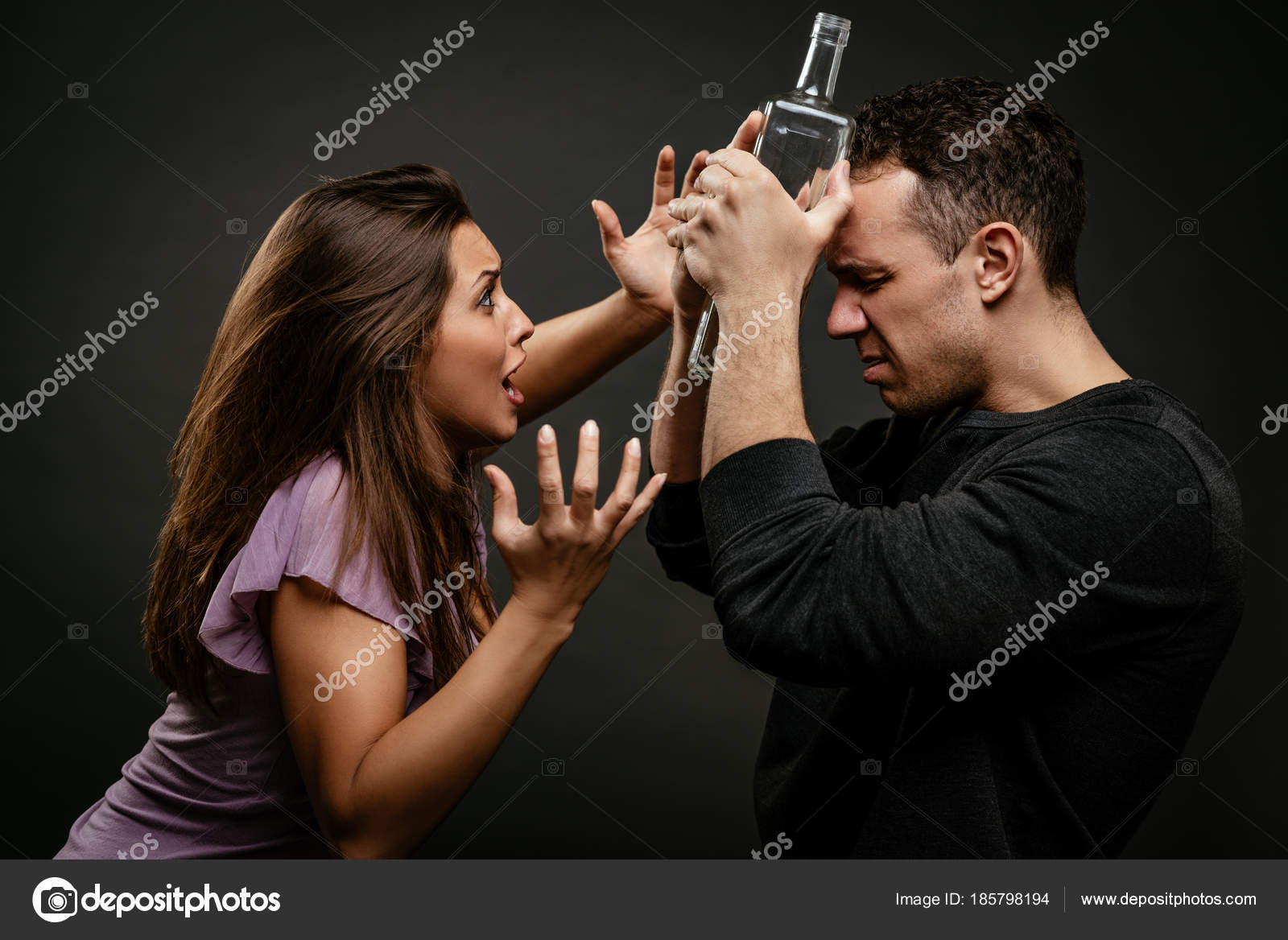 Angry Aggressive Drunk Husband Physically Abusing His Wife — Stock ...