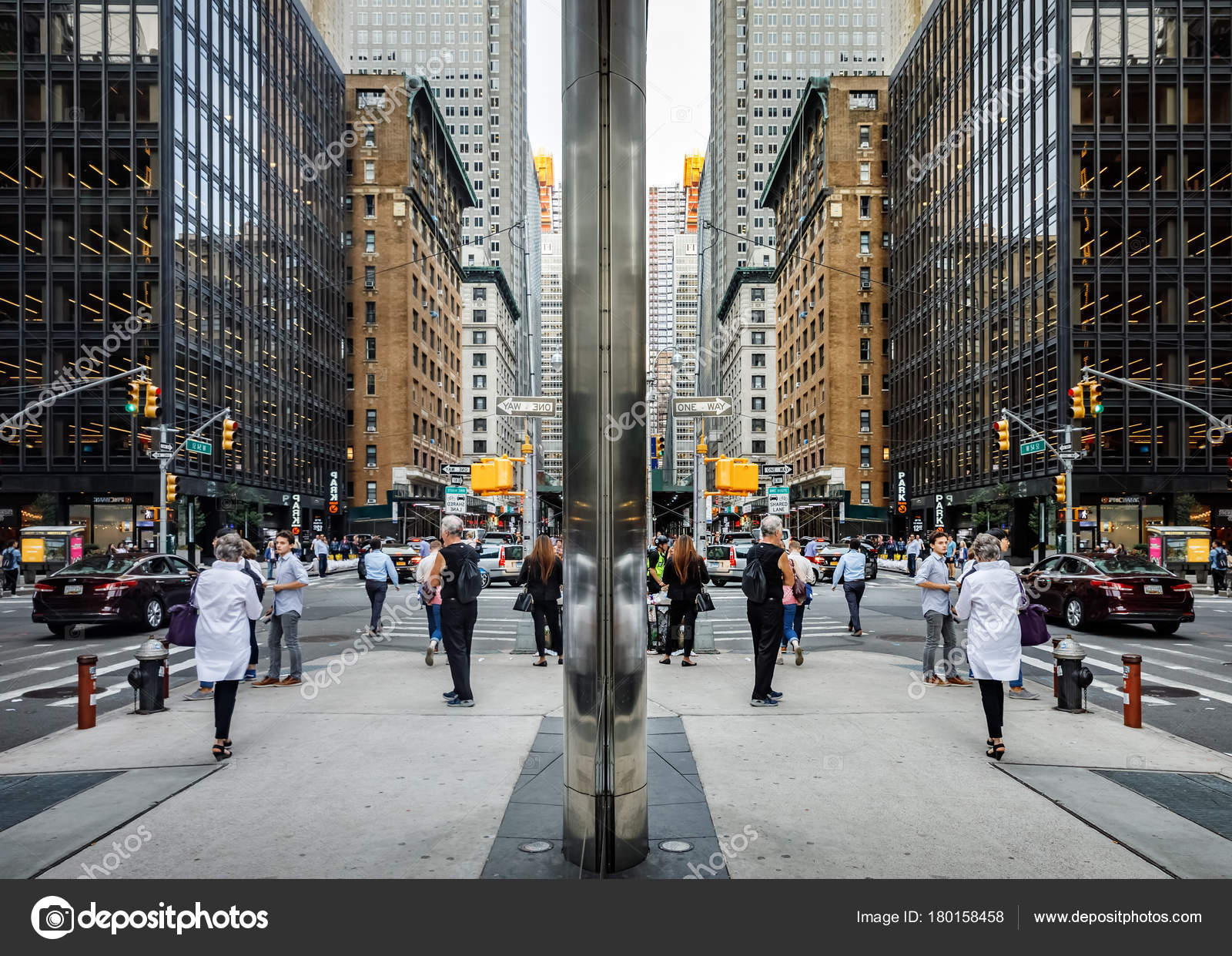 Manhattan reflections street scene – Stock Editorial Photo © palinchak ...