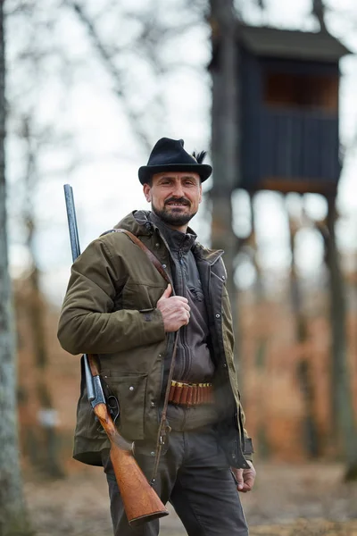 Game Ranger Gun Moving Feeding Spot Wild Animals Stock Photo by ©Xalanx ...