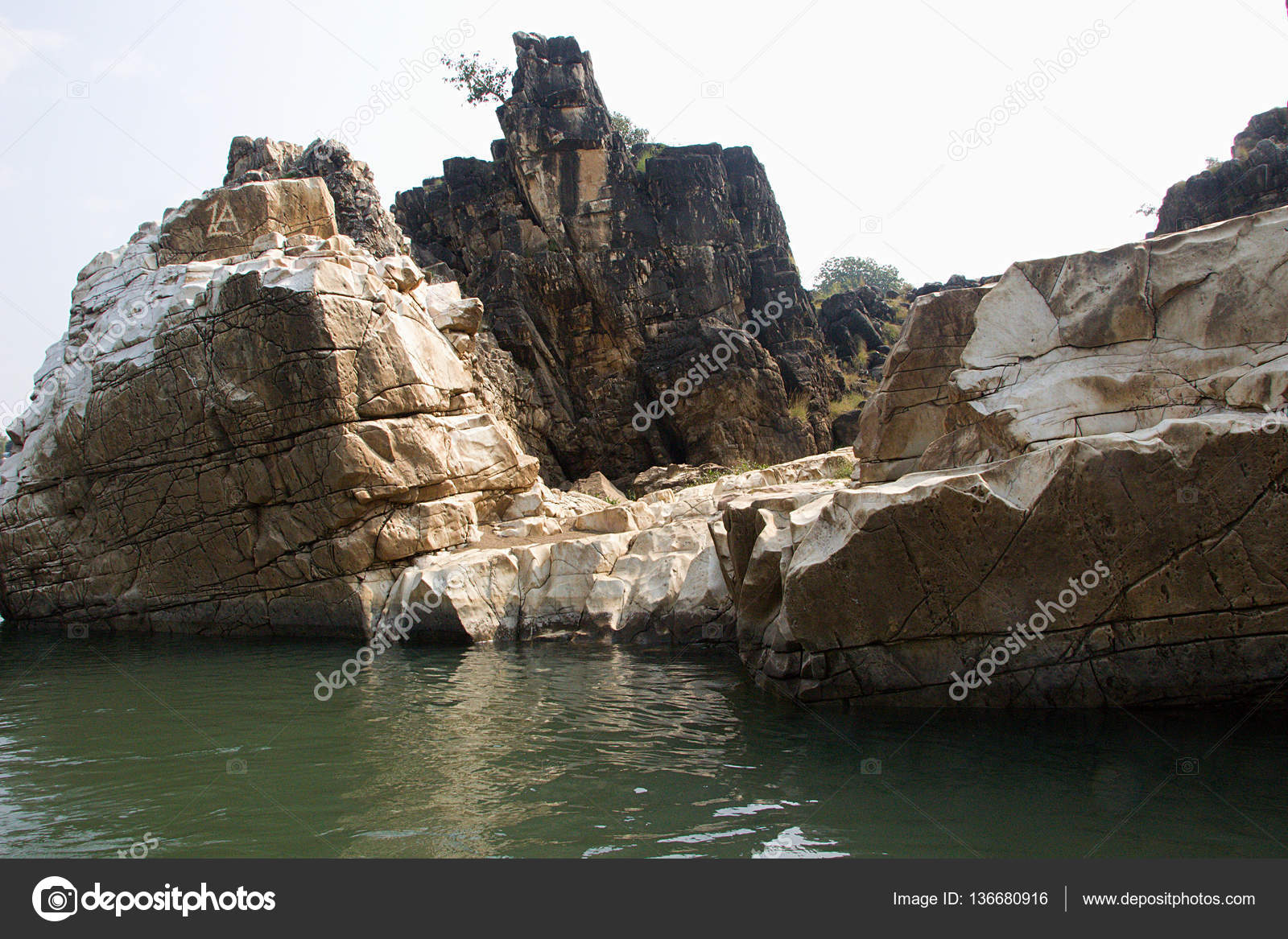 Marble Rocks at Bedaghat — Stock Photo © mcmorabad #136680916