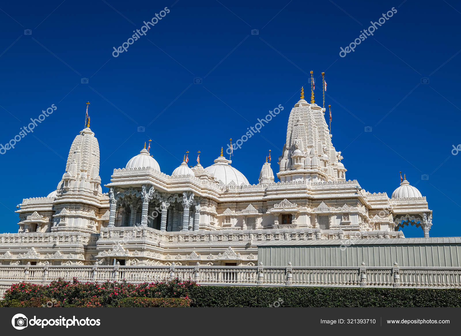 Top of Hindu Mandir — Stock Photo © dbvirago #321393710