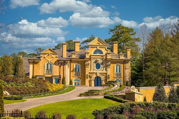 Mansion Stock Photos, Royalty Free Mansion Images | Depositphotos
