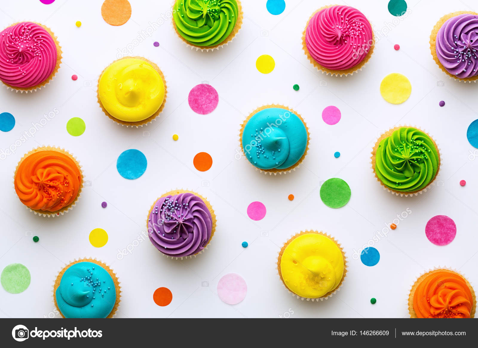 Colorful cupcake background Stock Photo by ©RuthBlack 146266609